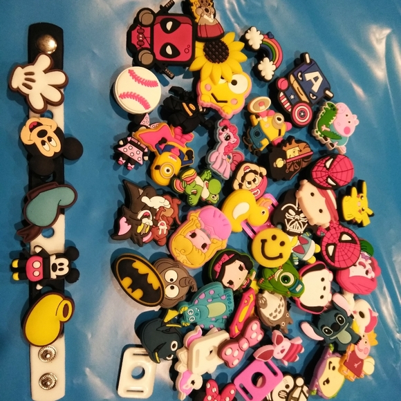 CROCS | Other | 5 Random Crocs Charms Bundle | Poshmark